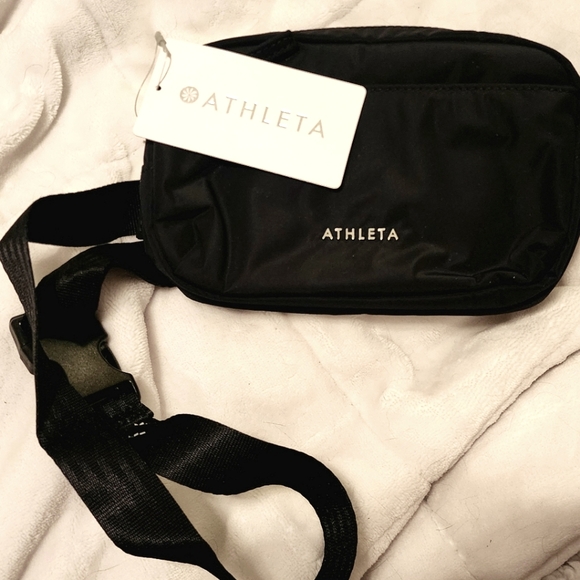 Athleta | Bags | Athleta Belt Bag | Poshmark